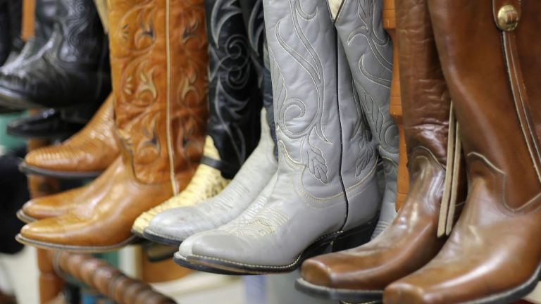 7 Cowboy Boot Toe Styles Explained (With Pictures)