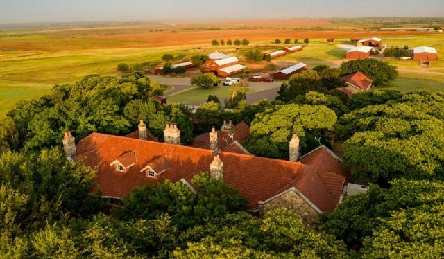 Who Owns 6666 Ranch? Four Sixes Ranch History, Size & Facilities