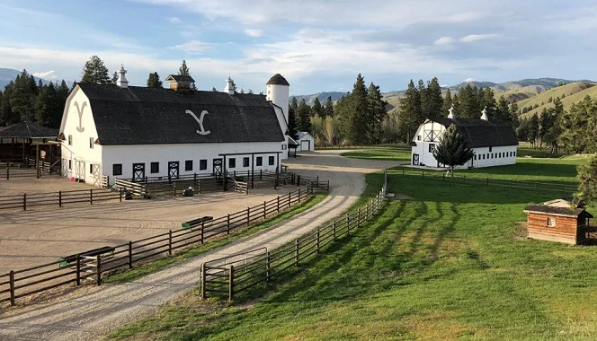 Yellowstone Dutton Ranch Size Worth Location Facilities And History