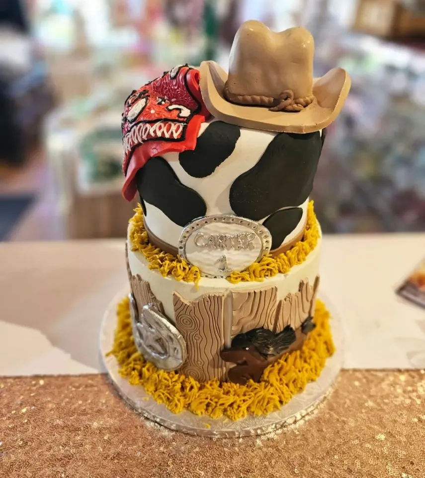 40 Best Cowboy and Western Cakes